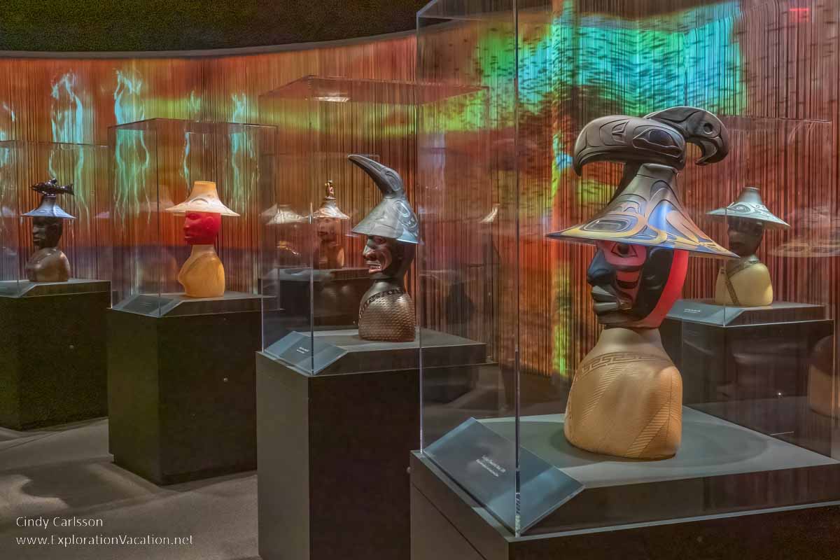 An ancient tale told in glass: Preston Singletary’s “Raven and the Box ...