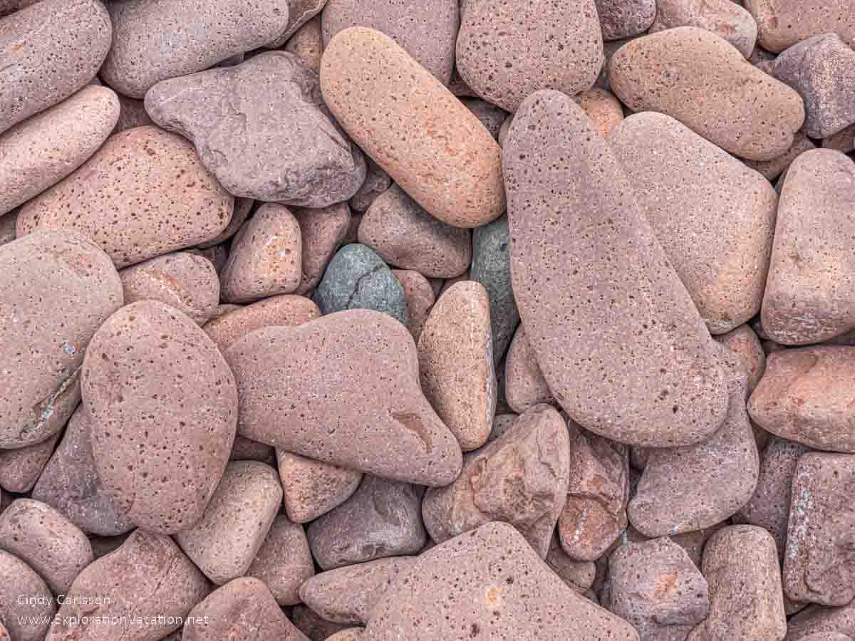 Discover Iona's Beach (Minnesota's pink beach also sings) - Exploration ...