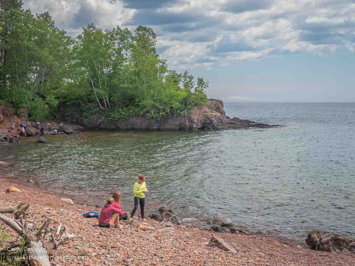 Discover Iona's Beach (Minnesota's pink beach also sings) - Exploration ...